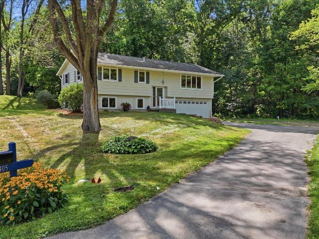 9405 Fox Valley Drive