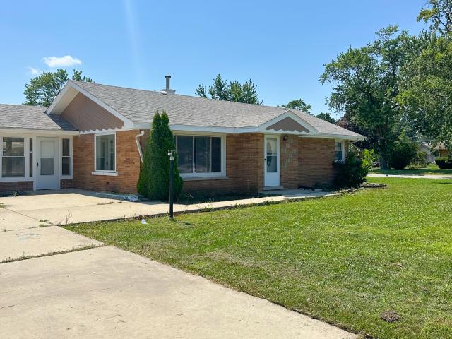 9405 S 76th Court
