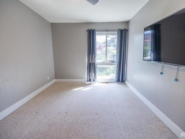 9405 S Pointe LaSalles Drive