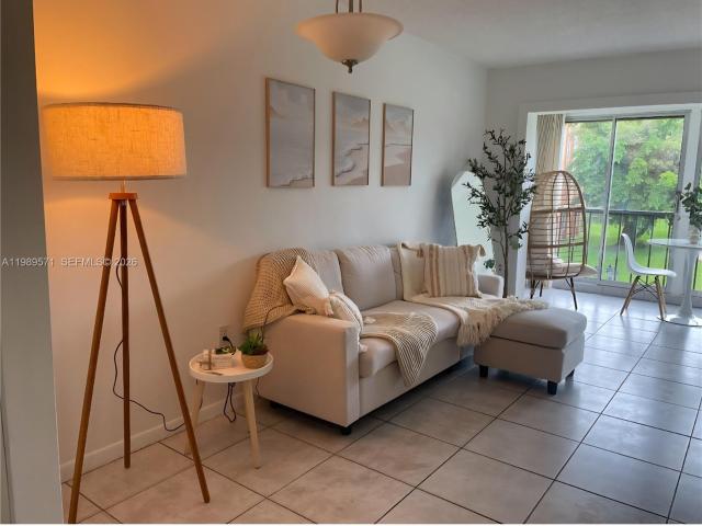 9405 W Flagler St, Unit D204, Miami, FL 33174 | MLS #A11989