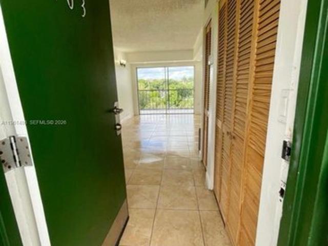 9405 W Flagler St Apt D403, Miami, FL 33174