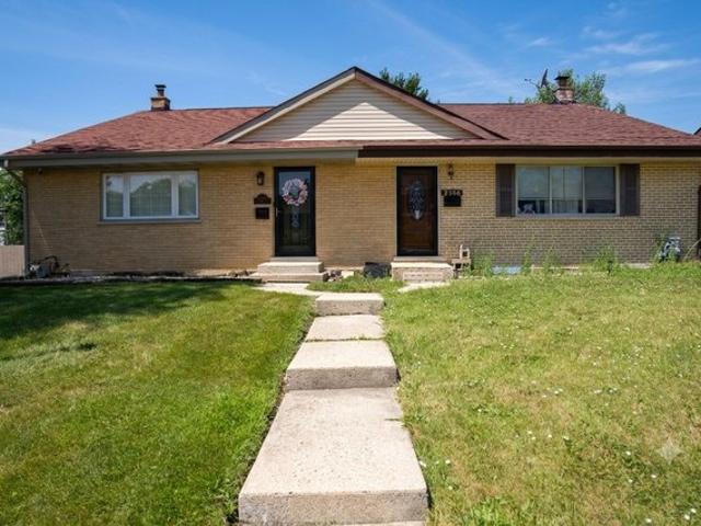 9406 N Oak Ave, Des Plaines, IL 60016
