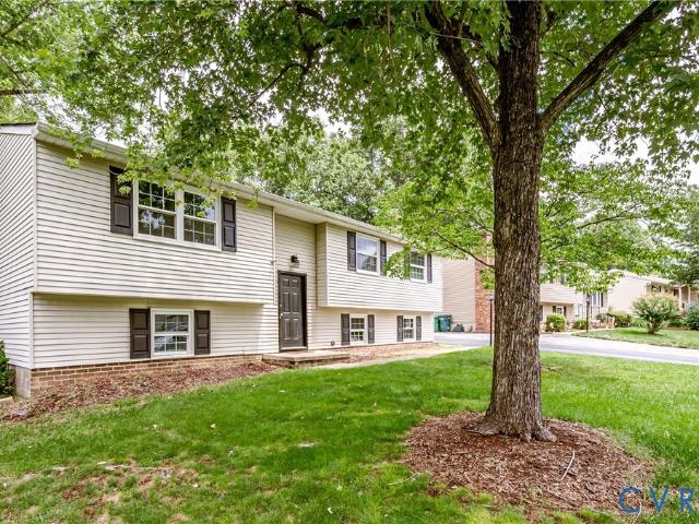 9406 Emmett Court