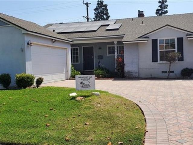 9406 S 10th Ave, Inglewood, CA 90305