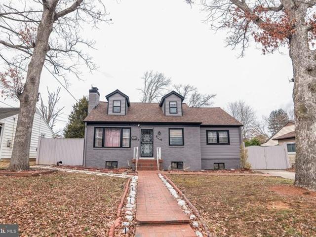 9406 Sheridan St, Lanham, MD 20706