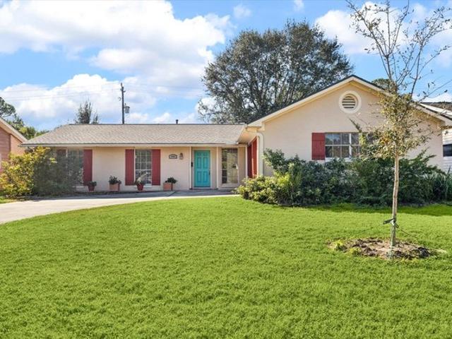 9407 Meadowbriar Ln, Houston, TX 77063