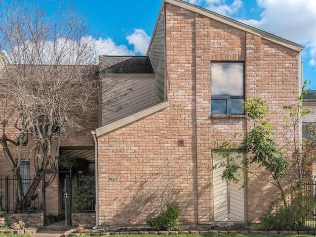 9407 Denbury Way, Houston, TX 77025