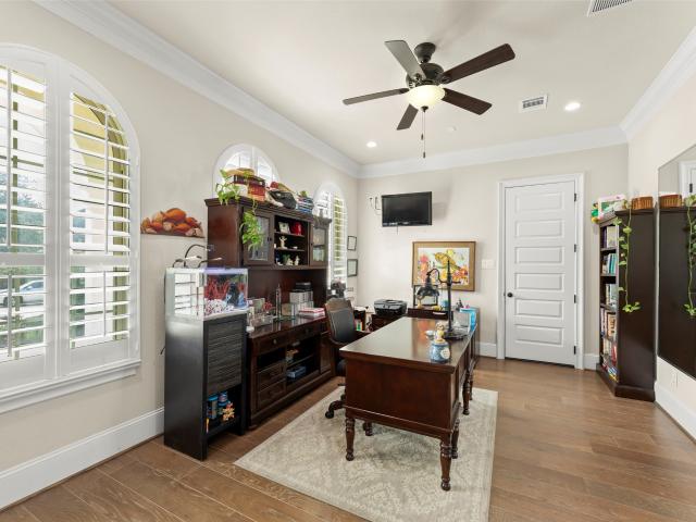 9407 Fox Bend Lane