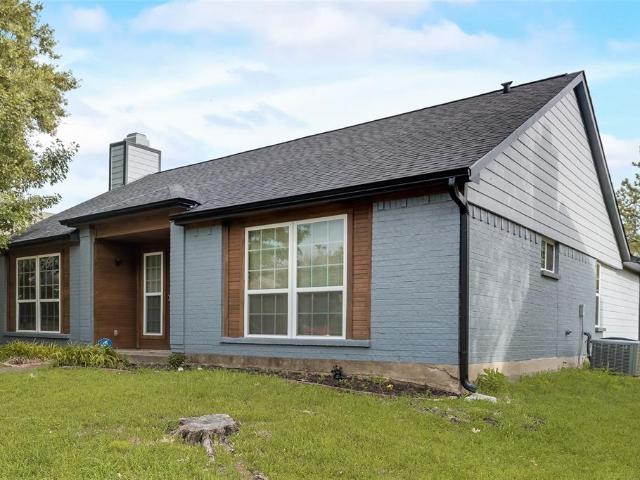 9408 Cedar Run Dr, Dallas, TX 75227 | MLS #21161 | Compass
