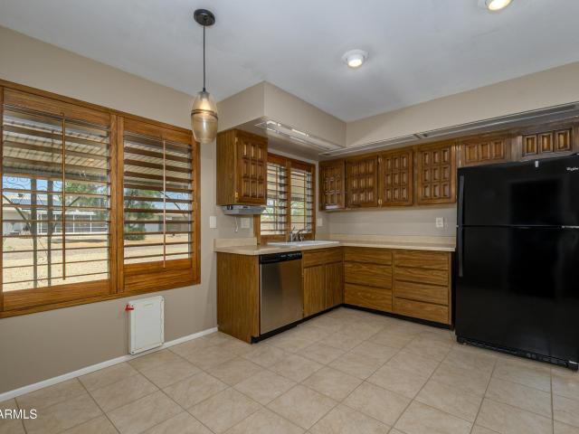 9408 W Cedar Hill Circle