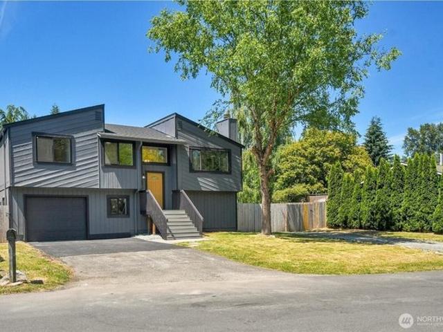 9408 61st Dr NE, Marysville, WA 98270