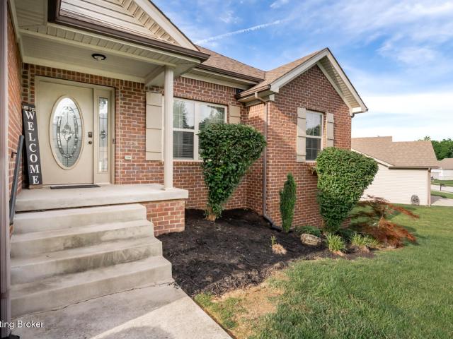 9409 Mossy Creek Way