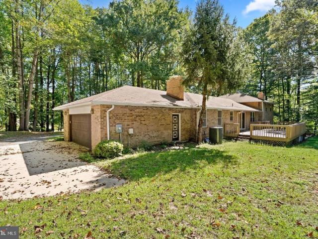 9409 Croom Acres
