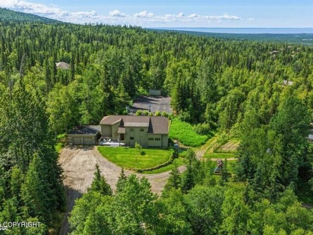 9400 Midden Way, Anchorage, AK 99507