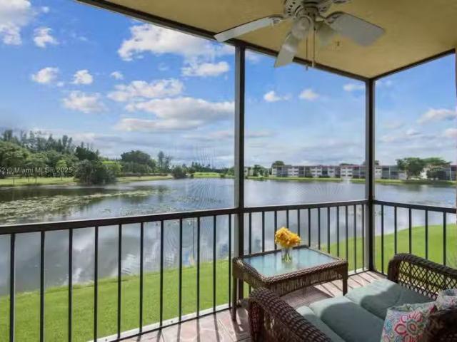 9400 N Hollybrook Lake Dr #6 206, Pembroke Pines, FL 33025 M.