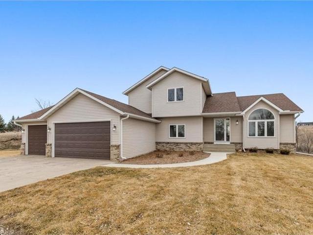 9400 E 280th St, Webster, MN 55088