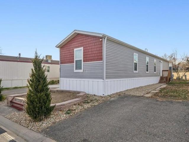 9400 Elm Ct Lot 653, Denver, CO 80260