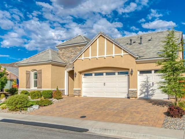 9400 Flying Horse Rd, Reno, NV 89521