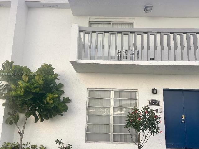 9400 SW 170th St, Unit 103, Palmetto Bay, FL 33157 | MLS #A11978 | Compass