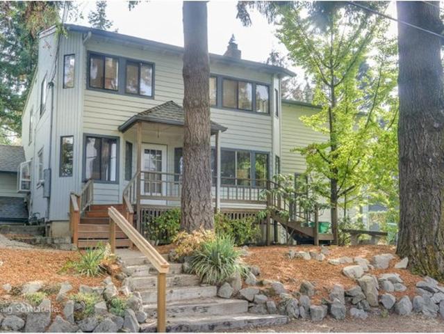 9400 SW 3rd Ave, Portland, OR 97219