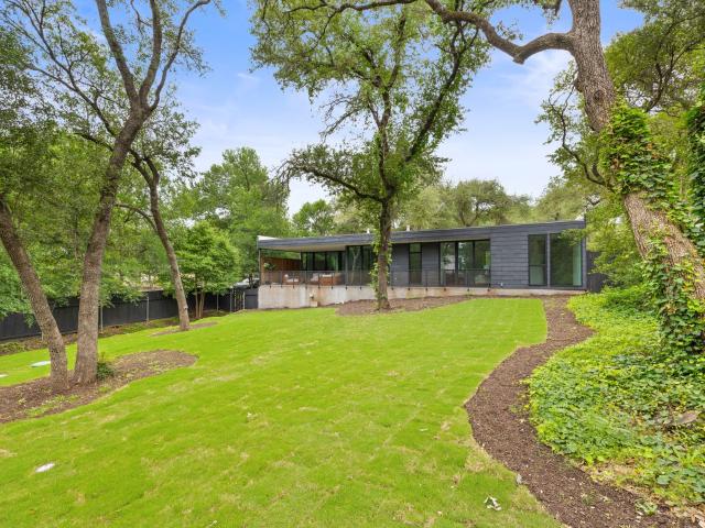 9400 Shady Oaks Dr, Austin, TX 78729 | MLS #2548 | Compass