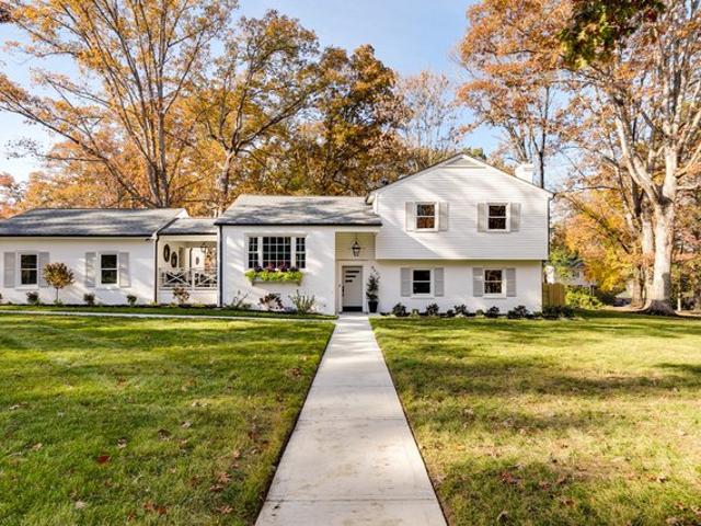 9401 Derbyshire Rd, Henrico, VA 23229