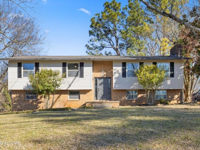 9401 Gulf Park Dr, Knoxville, TN 37923