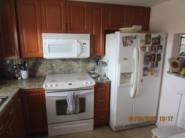 9401 Sunrise Lakes Blvd Apt 308, Sunrise, FL 33322