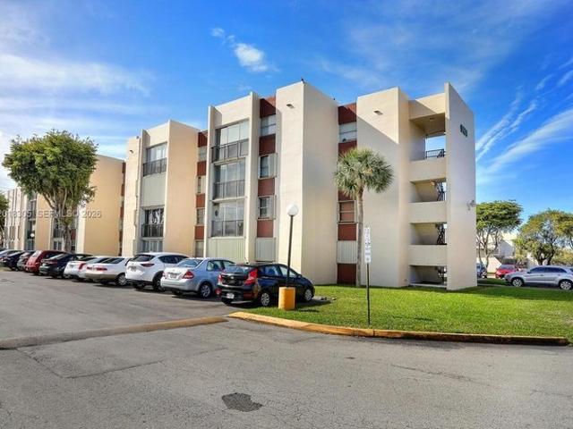 9401 SW 4th St Apt 209, Miami, FL 33174