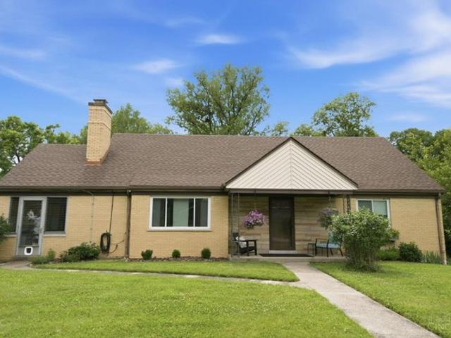9401 Sherborn Dr, Cincinnati, OH 45231