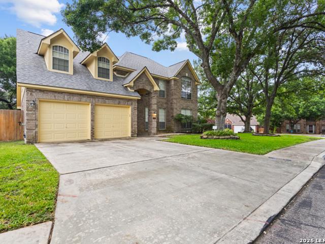9402 Oakwood Garden