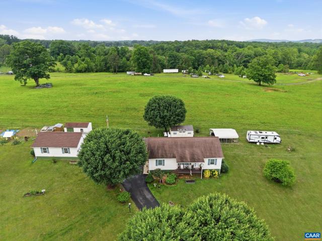 9402 cedar hollow rd