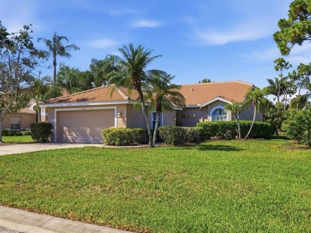 9402 Forest Hills Cir, Sarasota, FL 34238