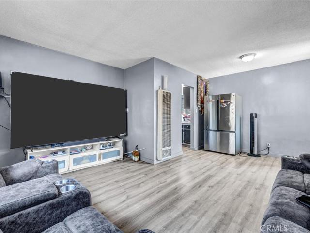 9402 Hickory