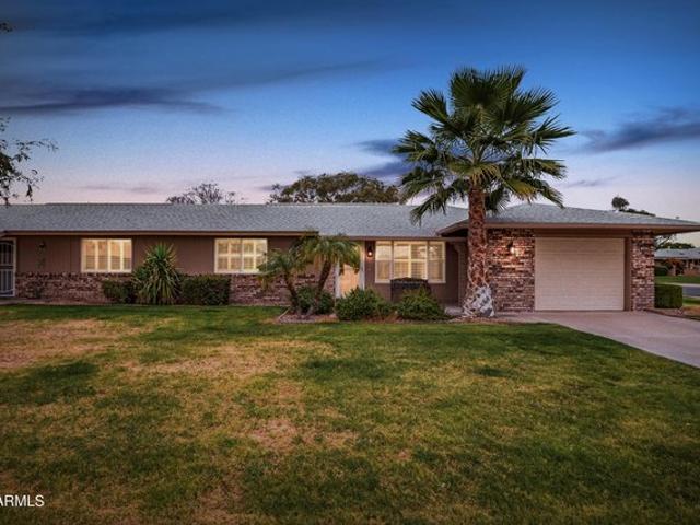 9402 W Long Hills Dr, Sun City, AZ 85351