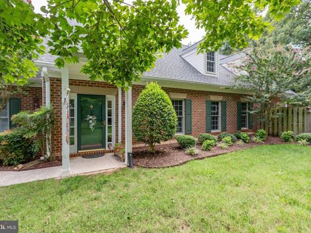 9403 Dalmahoy Ln, Fredericksburg, VA 22408