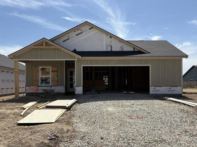 9403 E Hurst St, Wichita, KS 67210