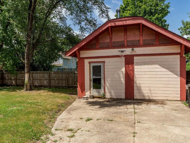 940 8th Street
