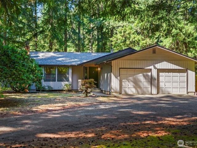 940 9th Ave, Fox Island, WA 98333