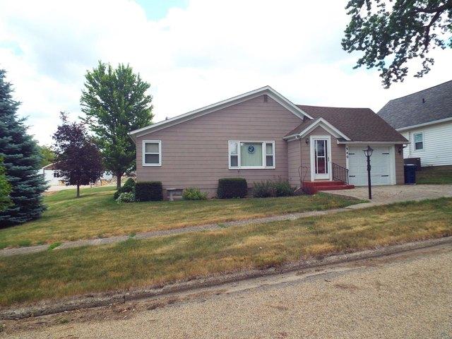 940 Cherry St, Ocheyedan, IA 51354
