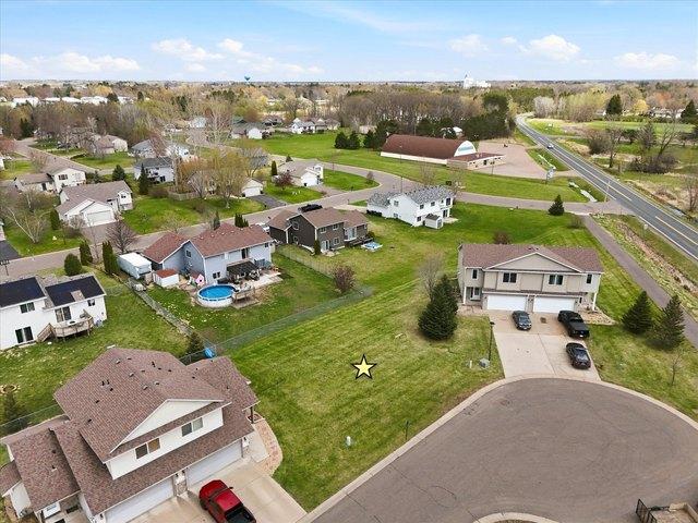 940 and 950 S Rush Landing Ct, Rush City, MN 55069
