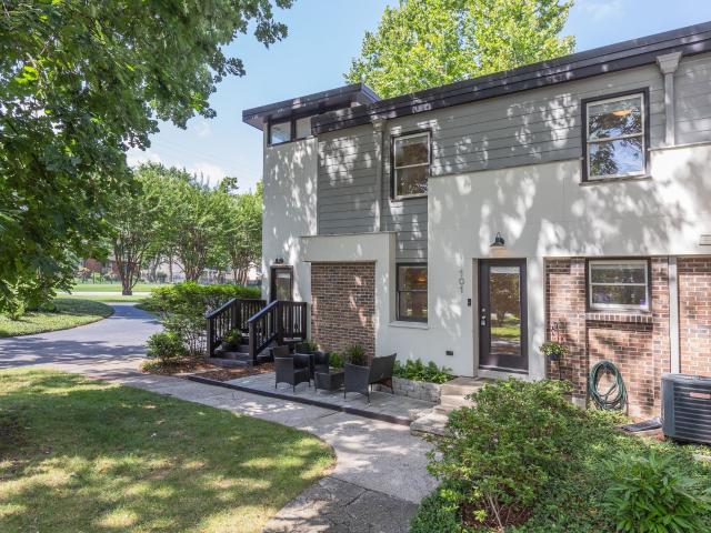 940 Gale Ln # 101