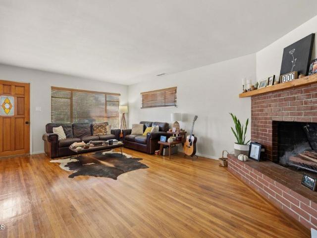 940 Devereux Drive