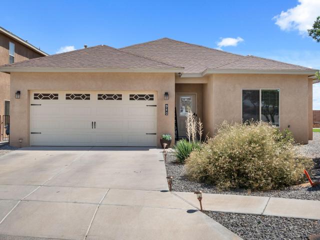 940 Firewheel Loop SW