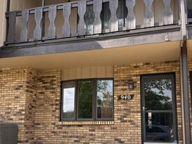 940 Jordan Cir, Schererville, IN 46375