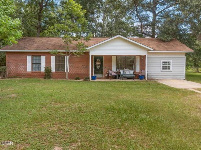 940 Jamie Dr, Chipley, FL 32428