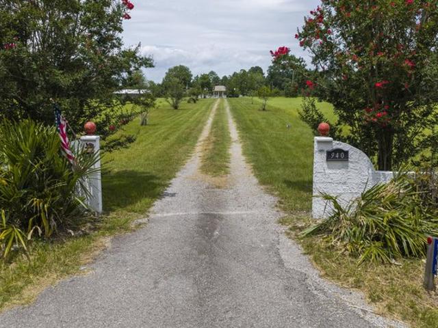 940 Old Sandy Run Rd, Gaston, SC 29053