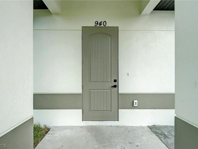 940 Lakeside Dr, Lehigh Acres, FL 33974 | MLS #2026011