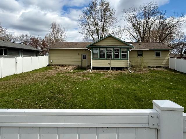 940 Lilac Drive