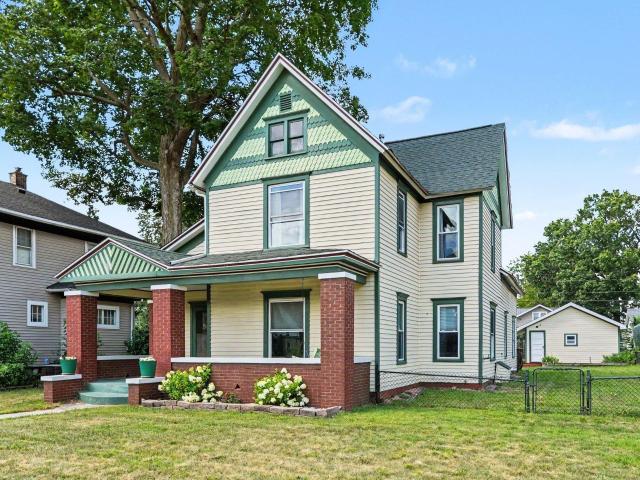 940 Lincoln Way East
